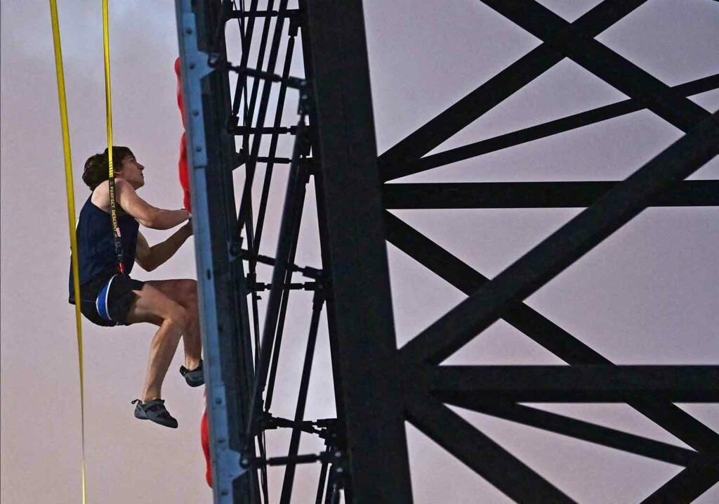 A Rope-Climbing Record - B-School News